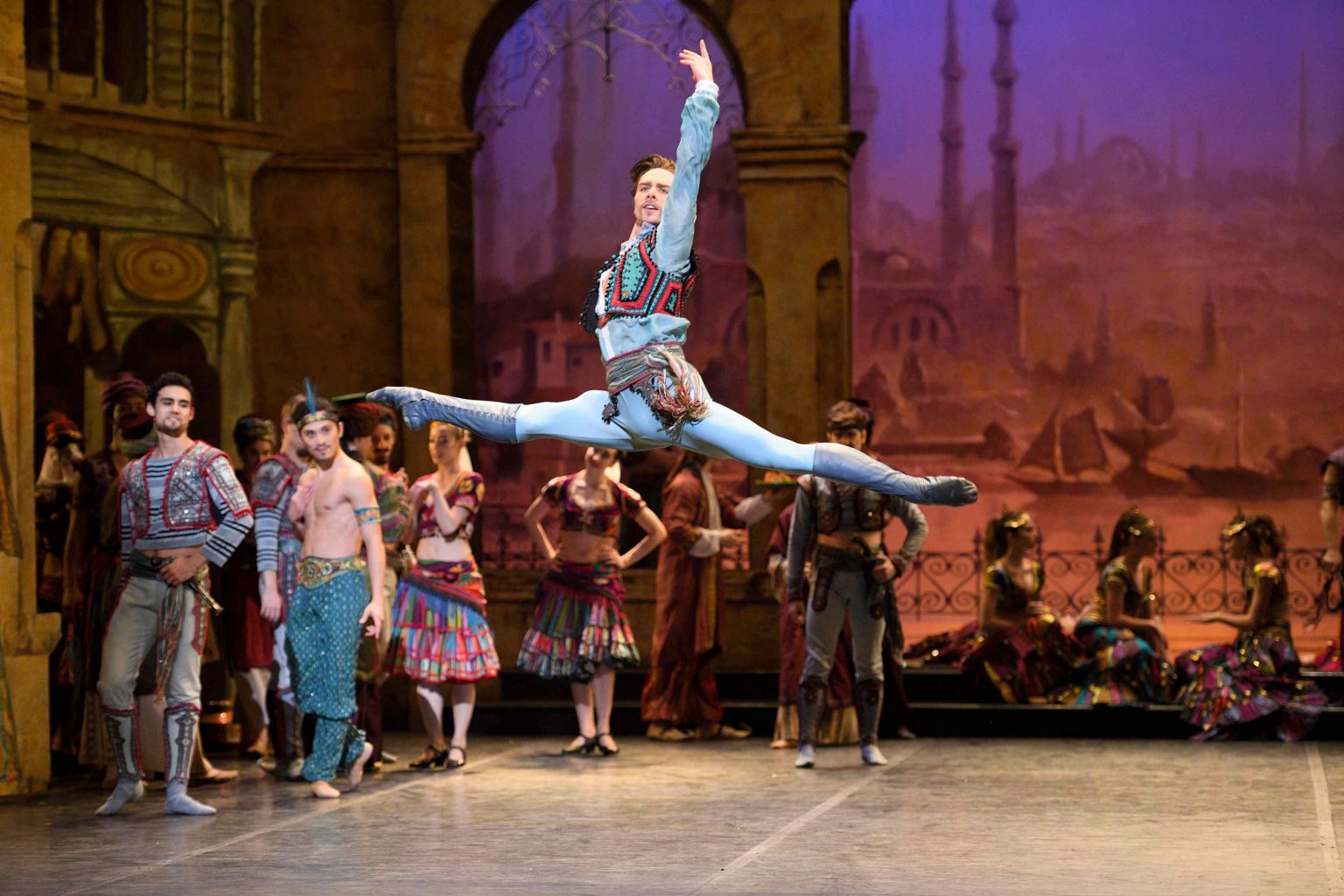 Le Corsaire - English National Ballet Le Corsaire - English National Ballet