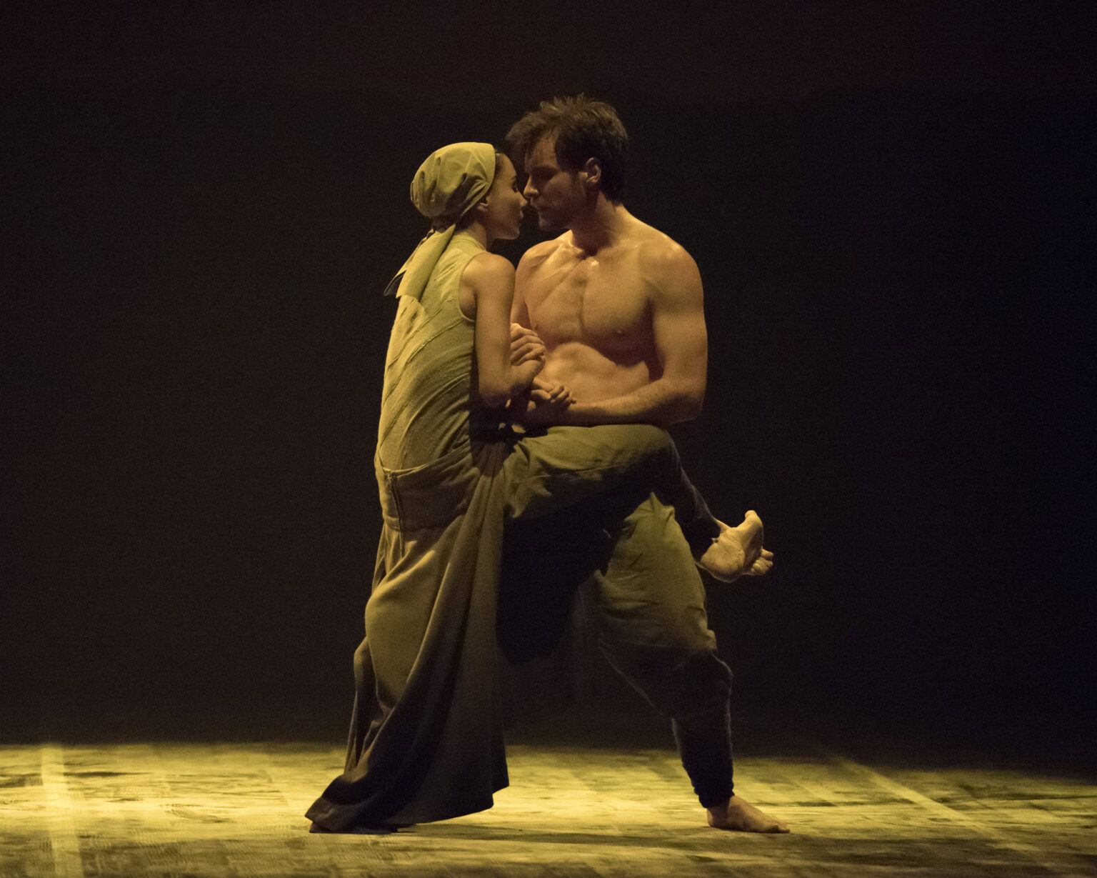 What you need to know about Dust by Akram Khan - English National Ballet